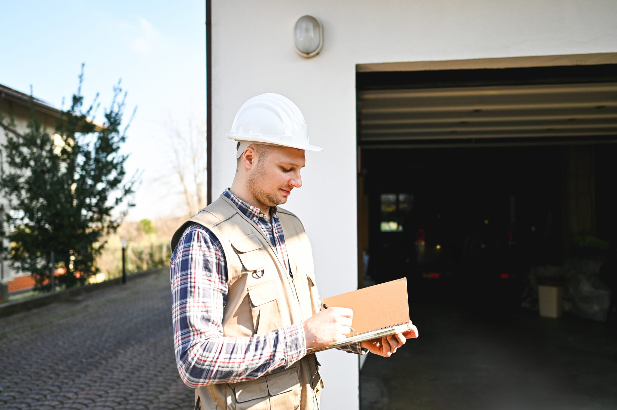Proper Commercial Garage Door Installation Improves Security